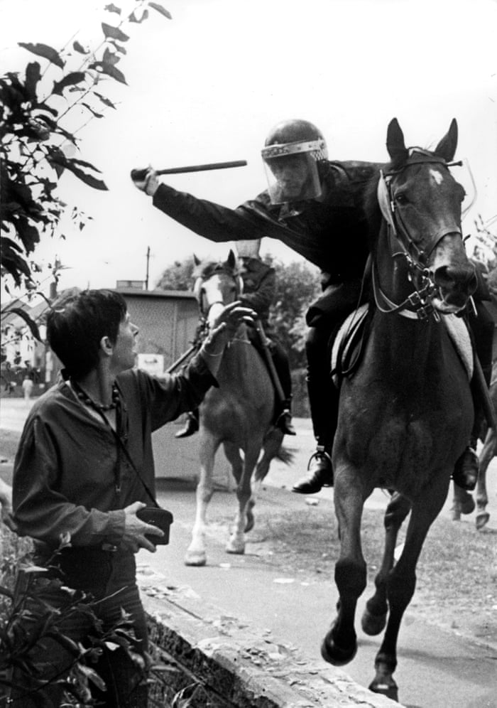 Picture of the Week 5 Photograph Battle of Orgreave: the miner and the ...