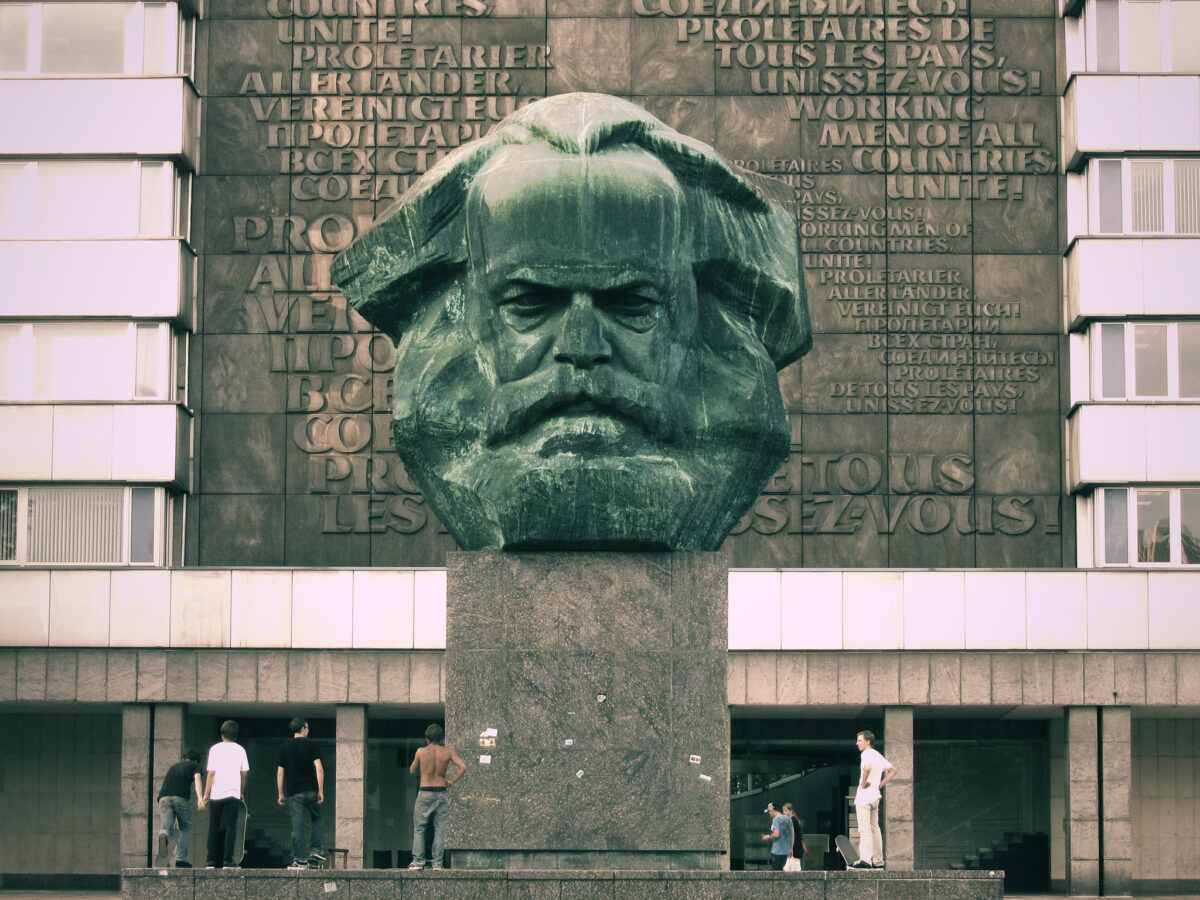 A Guide to Reading Karl Marx for the First Time – Anticapitalist Resistance
